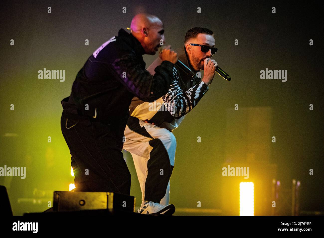 2022-05-06 20:19:46 AMSTERDAM - The Opposites during a performance in ...