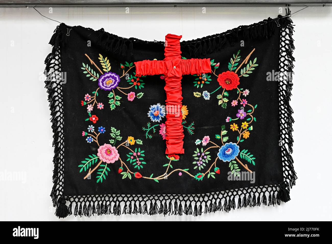 Cruz de Mayo - The Fiesta de las Cruces is a festivity that is ...