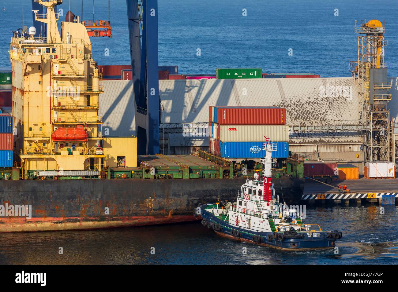 Ensenada mexico container ship hi-res stock photography and images - Alamy