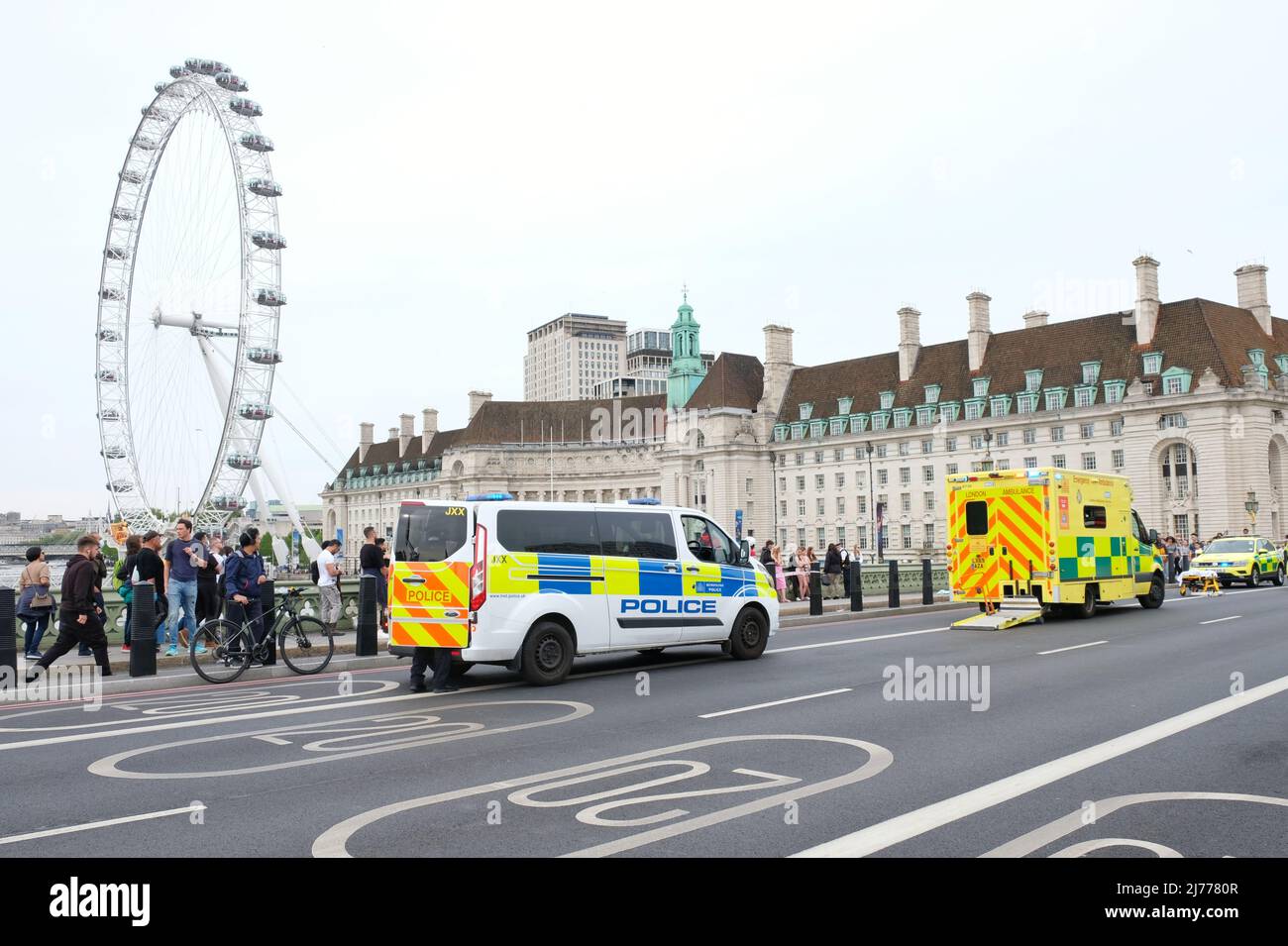Westminster bridge road traffic accident hi-res stock photography and ...
