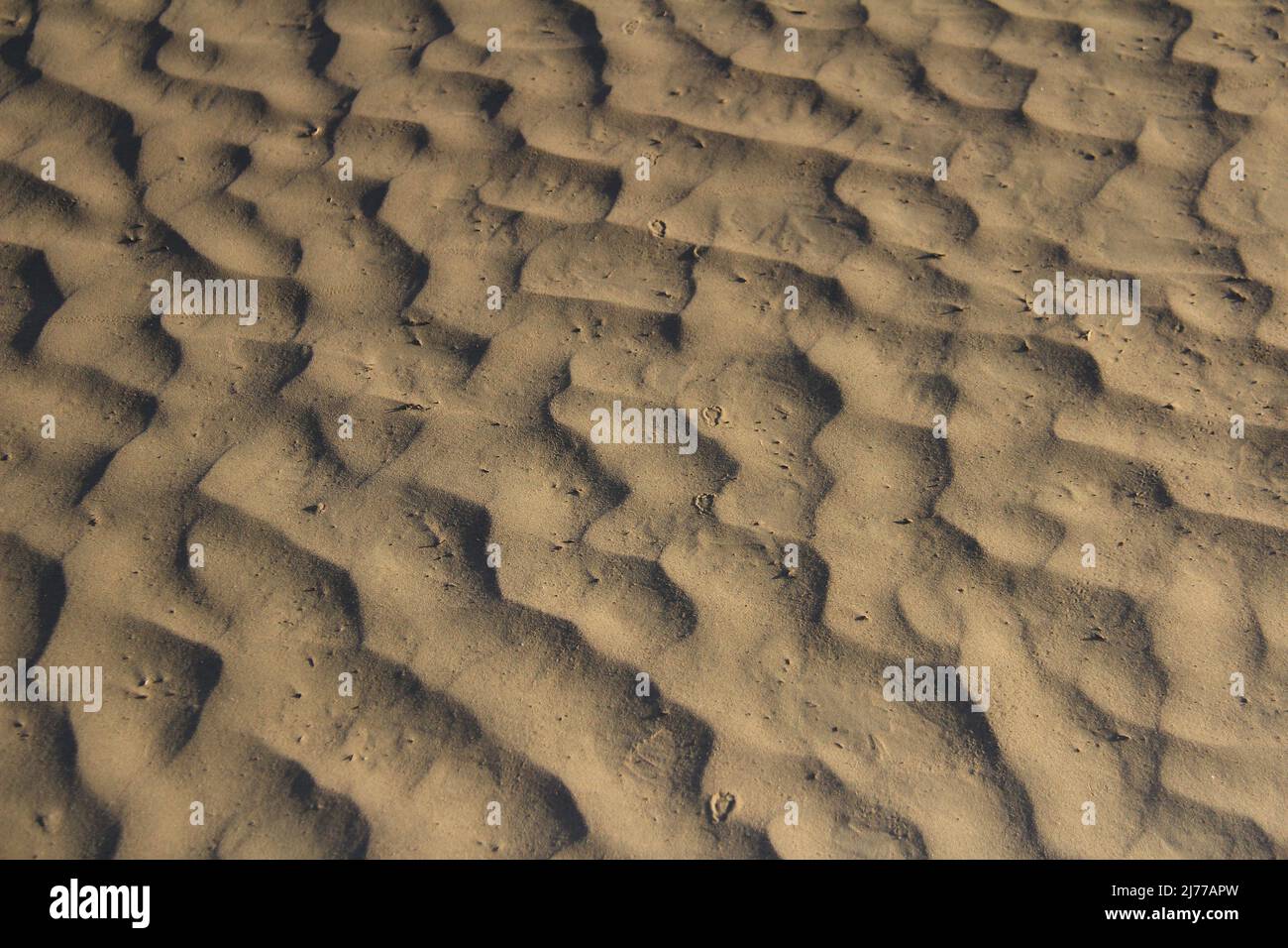 Sand wave pattern hi-res stock photography and images - Alamy