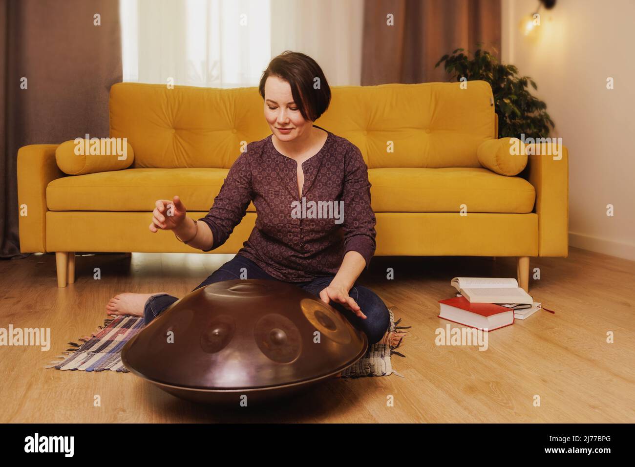 Melodic instrument hi-res stock photography and images - Alamy