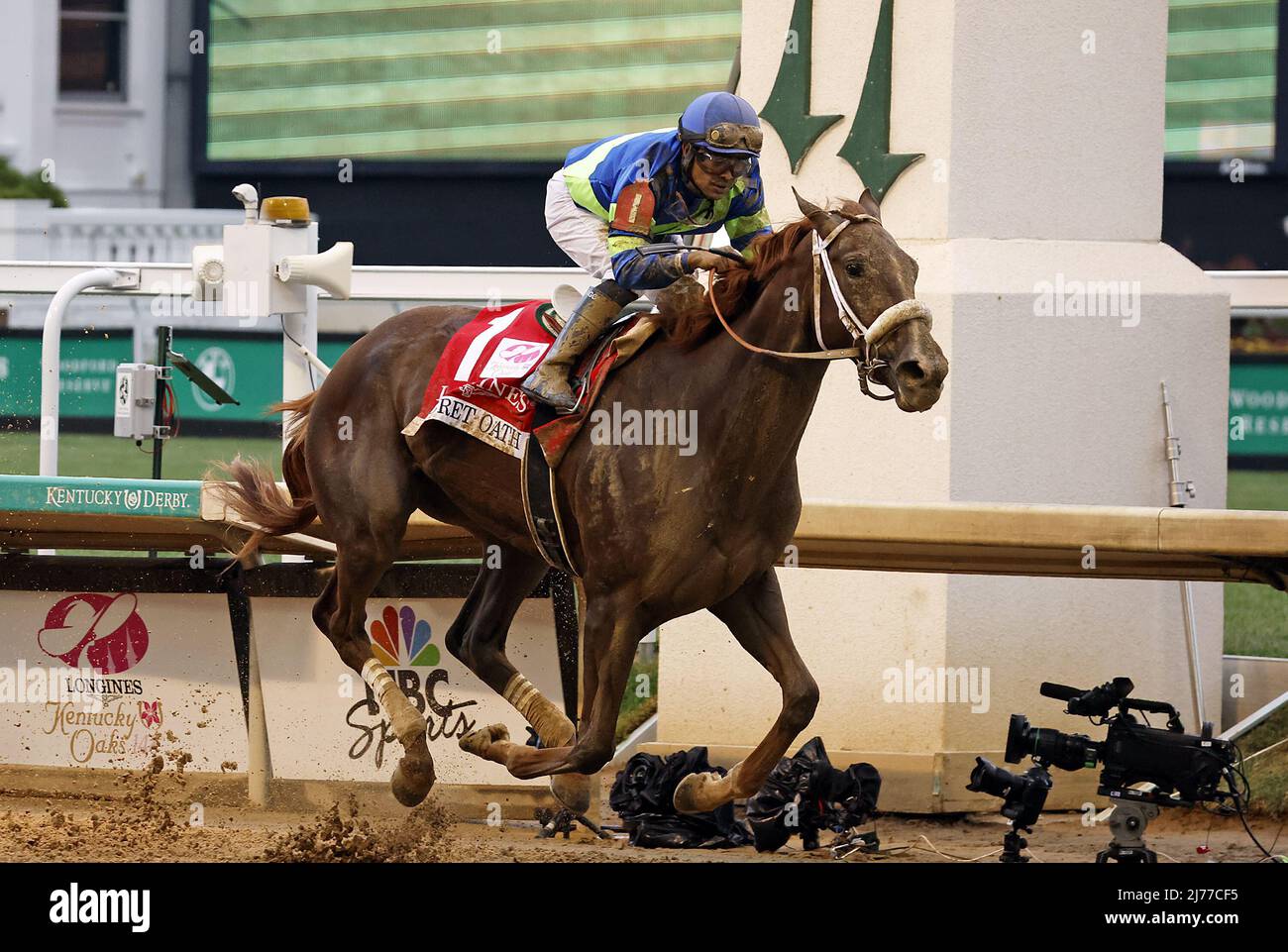 Louisville, United States. 06th May, 2022. Secret Oath with jockey Luis ...