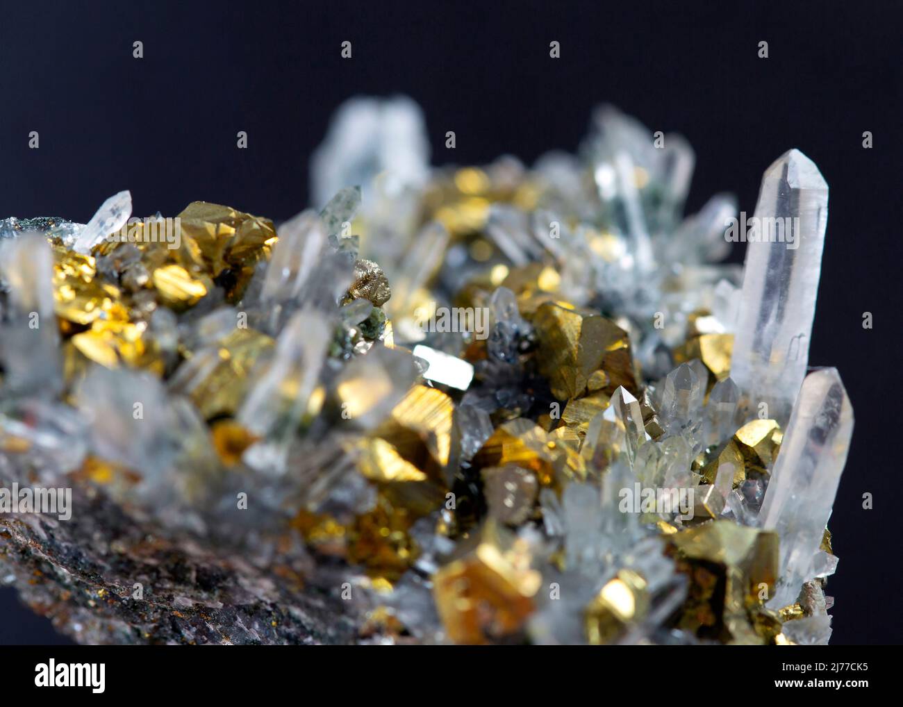 Pyrite rock hi-res stock photography and images - Alamy
