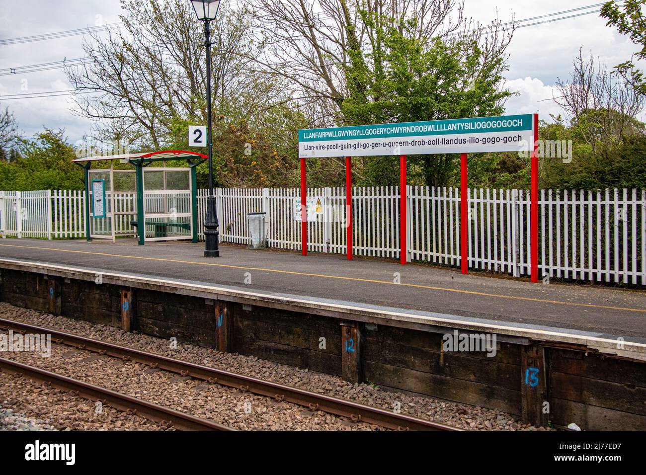 Station sign at Llanfair­pwllgwyngyll­gogery­chwyrn­drobwll­llan ...