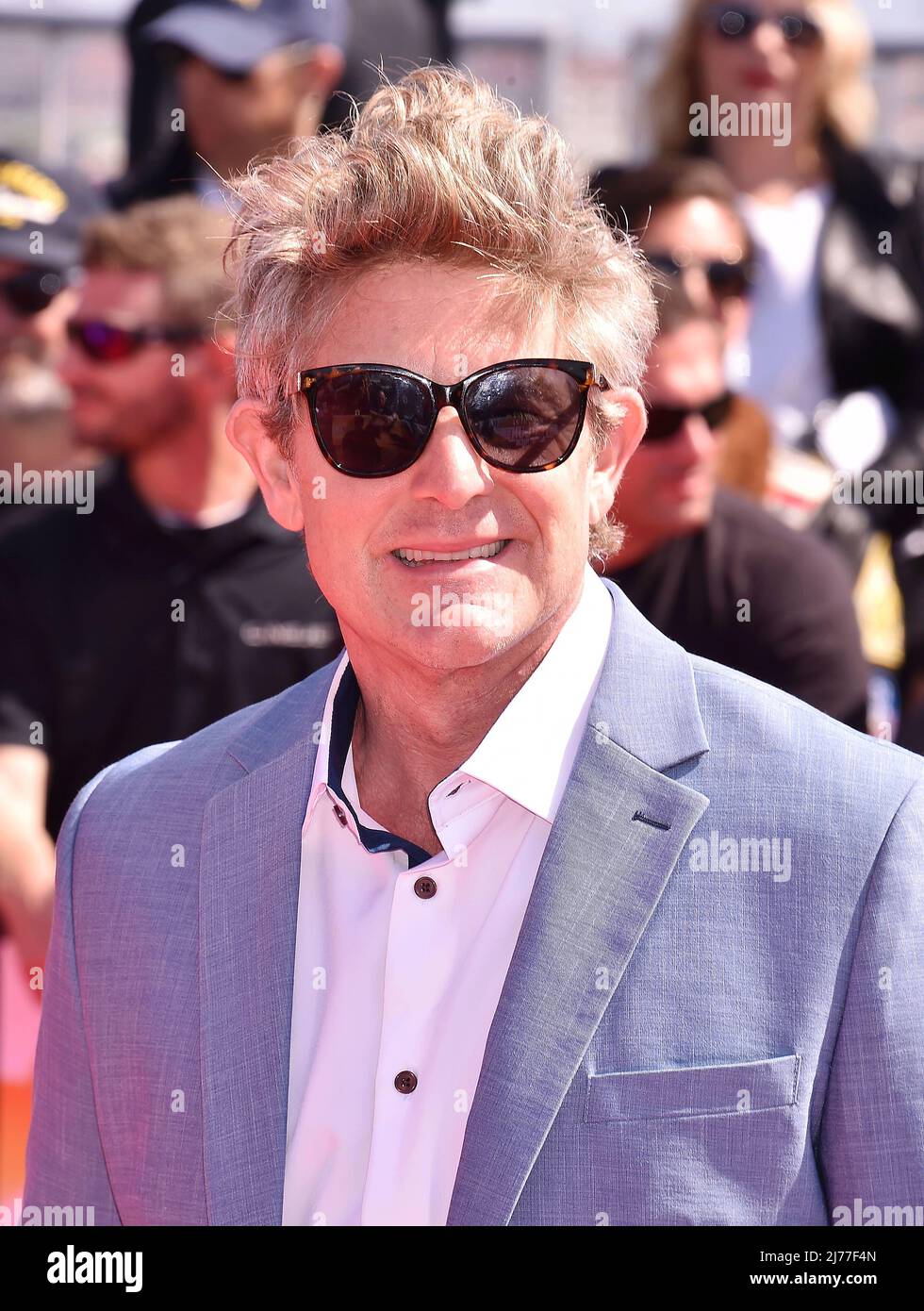 SAN DIEGO, CA - MAY 04: Jason Nash attends the 'Top Gun: Maverick ...
