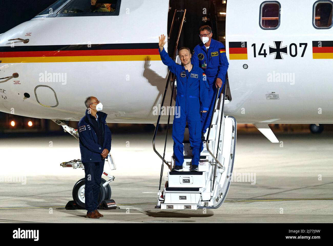 52 steps hi-res stock photography and images - Alamy