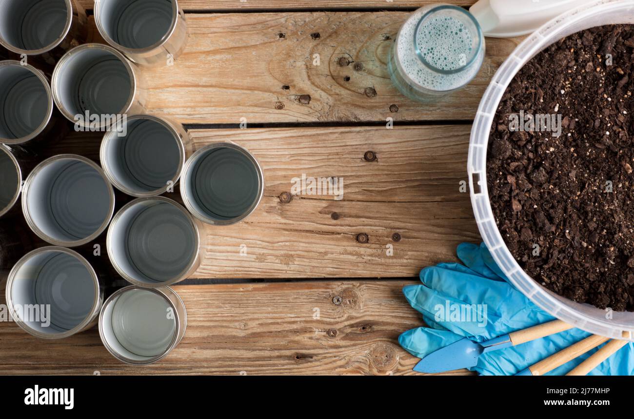 Self sufficiency at home, save money, recycle, reuse to reduce waste ...