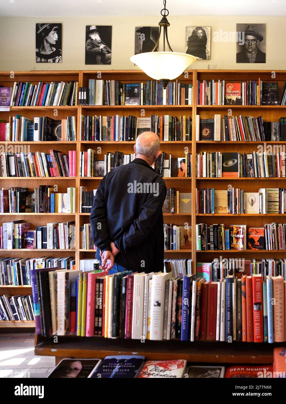 Allen ginsberg reading hi-res stock photography and images - Alamy