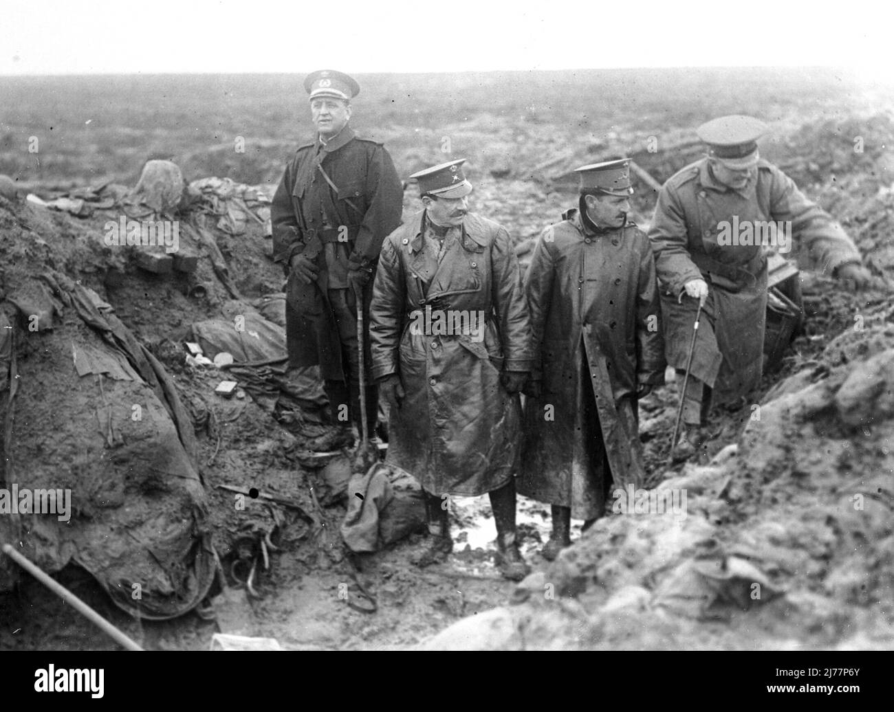 Spanish officers visiting the Western Front, France, during World War I ...