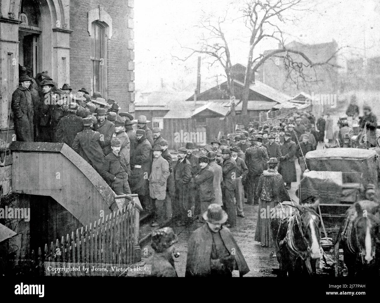 Klondikers buying miner's licenses at the Custom House in Victoria, BC ...