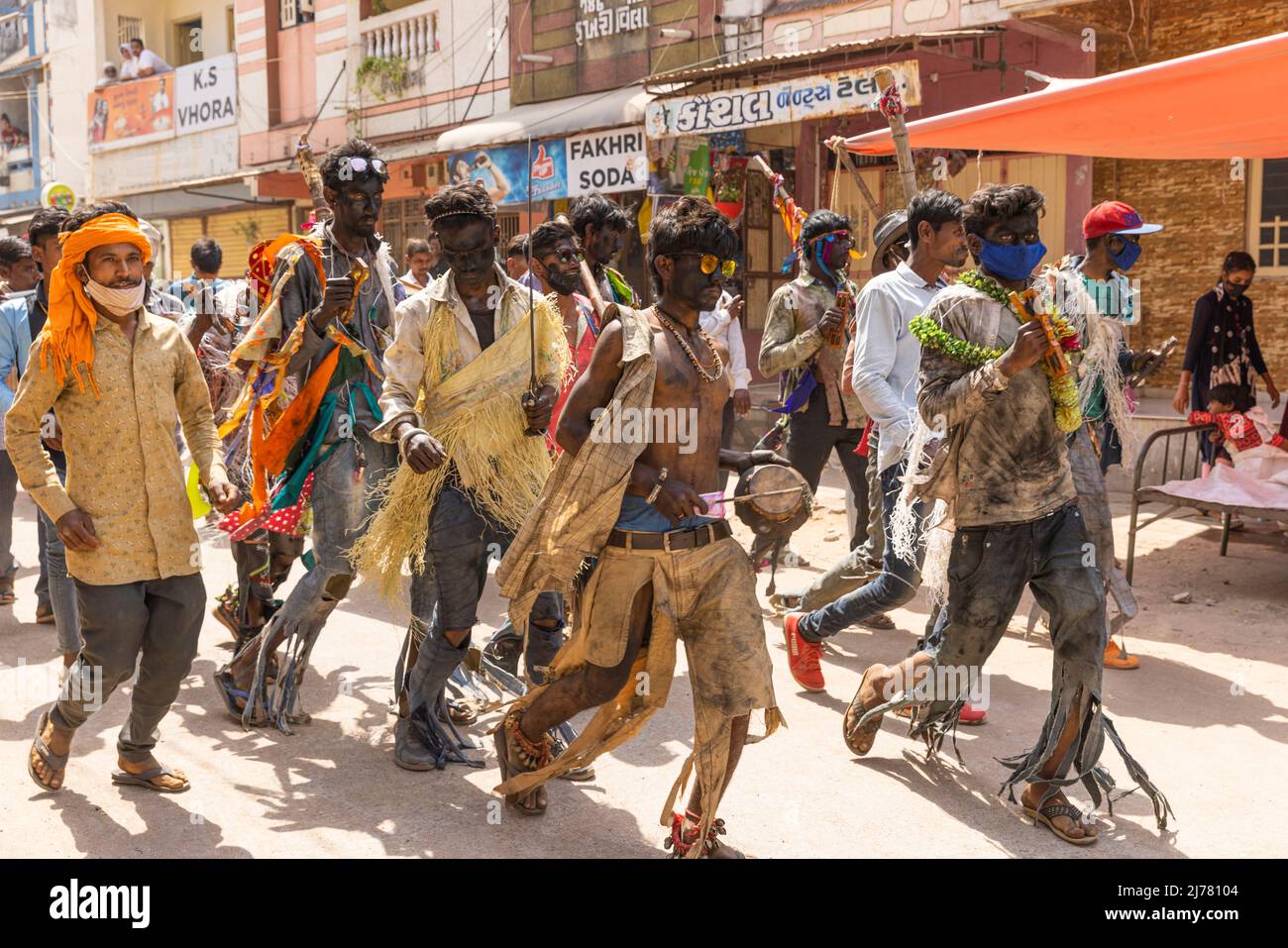 Kavant tribe hi-res stock photography and images - Alamy