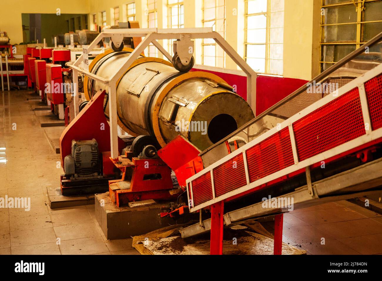 Dried tea leaves. Production line inside tea factory in India Munnar ...