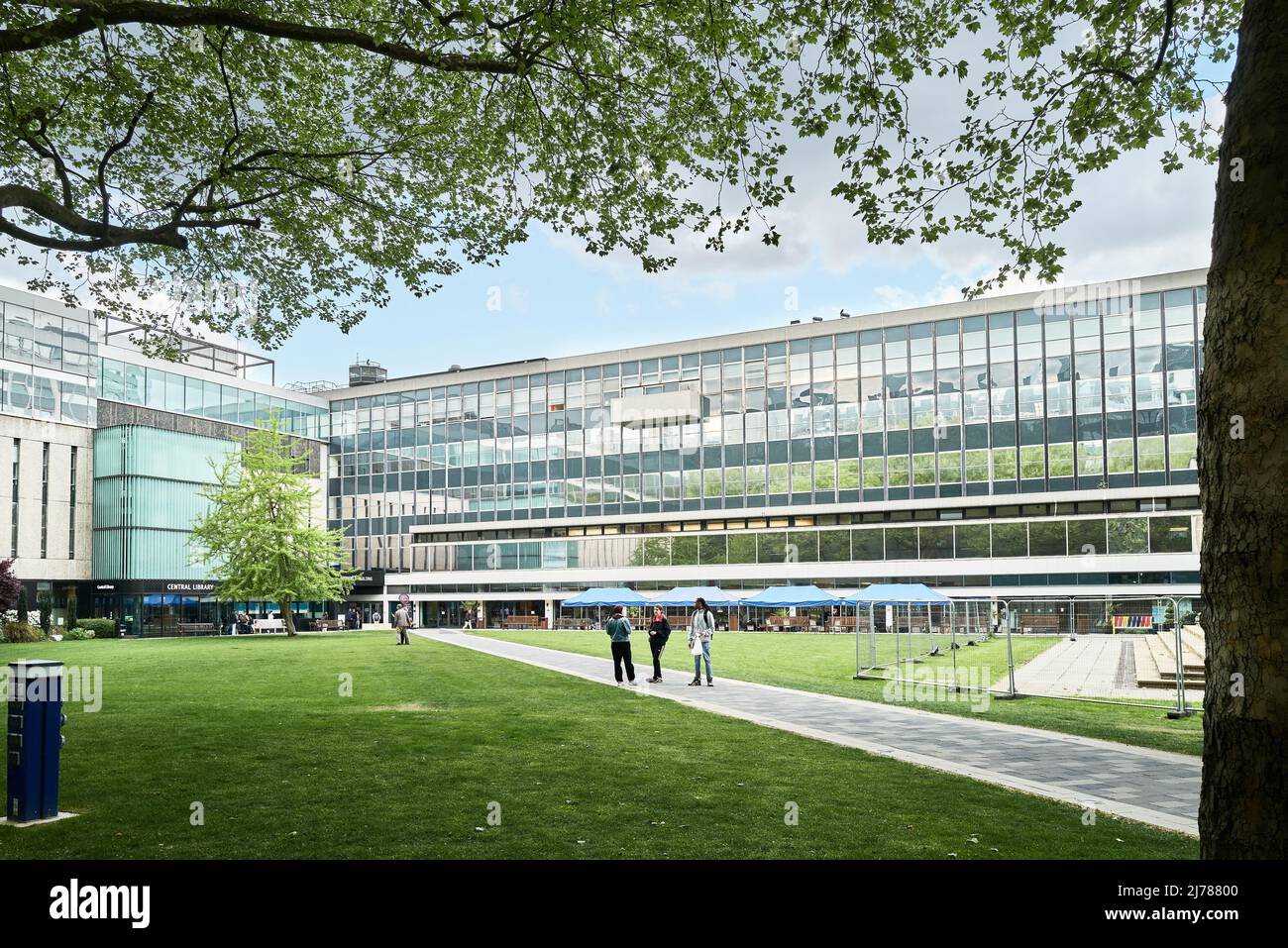 Students outside the Sherfield building and Central Llibrary next to ...