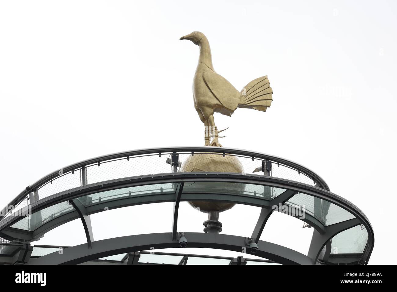 The Golden Cockerel on top of the Tottenham Hotspur Stadium, London ...