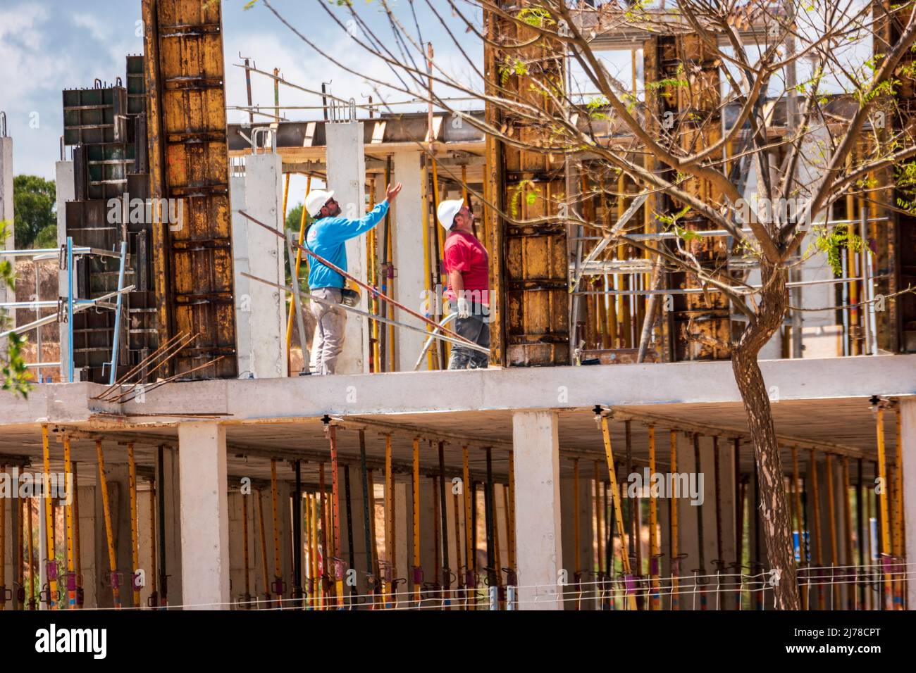 Building buildings builder hi-res stock photography and images - Alamy