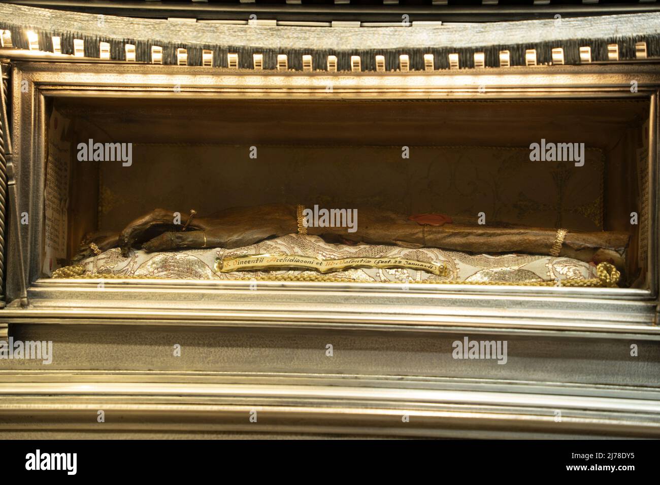 Relic arm hi-res stock photography and images - Alamy