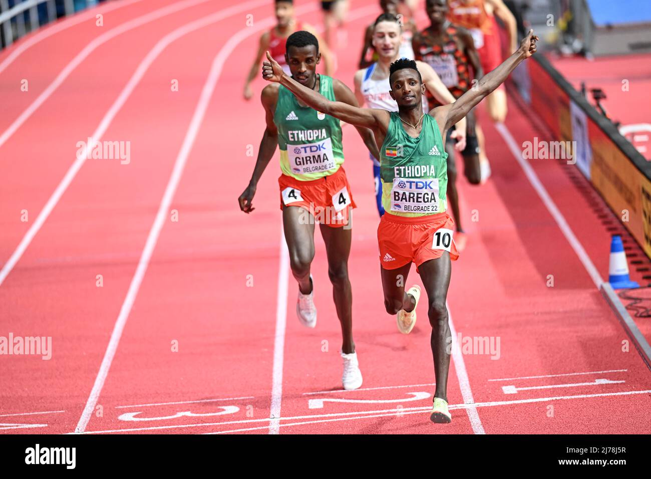 Selemon Barega winning at the Belgrade 2022 World Indoor Championships ...