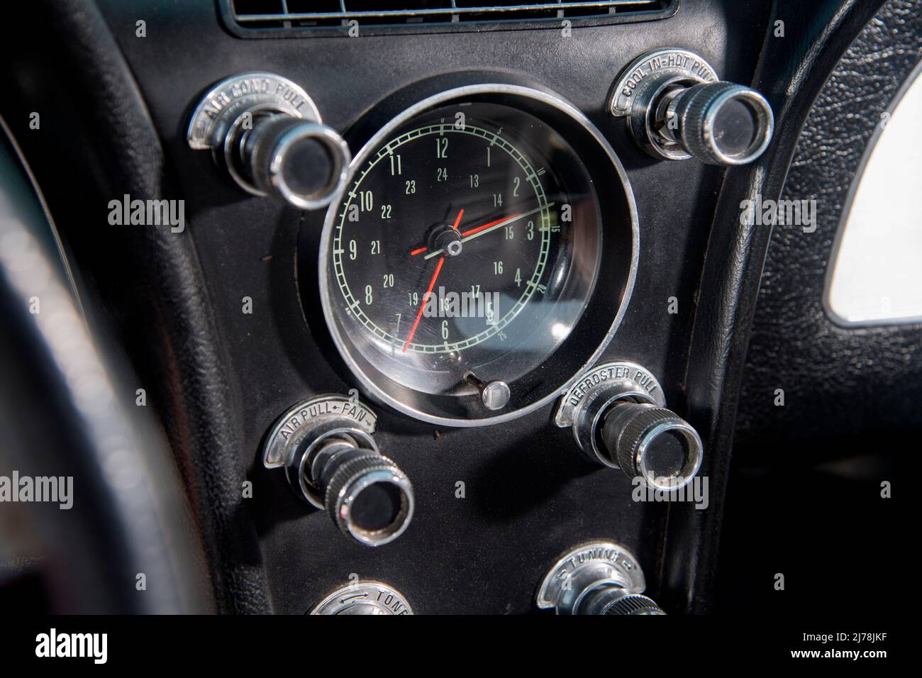 1966 Chevrolet Corvette Stingray C2 second generation classic American ...