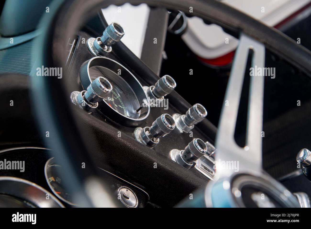 1966 Chevrolet Corvette Stingray C2 second generation classic American ...