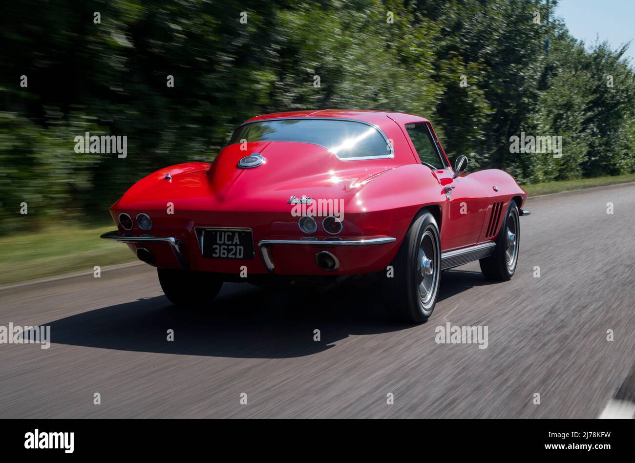 1966 Chevrolet Corvette Stingray C2 second generation classic American ...