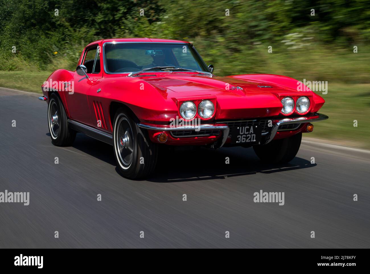 1966 Chevrolet Corvette Stingray C2 second generation classic American ...