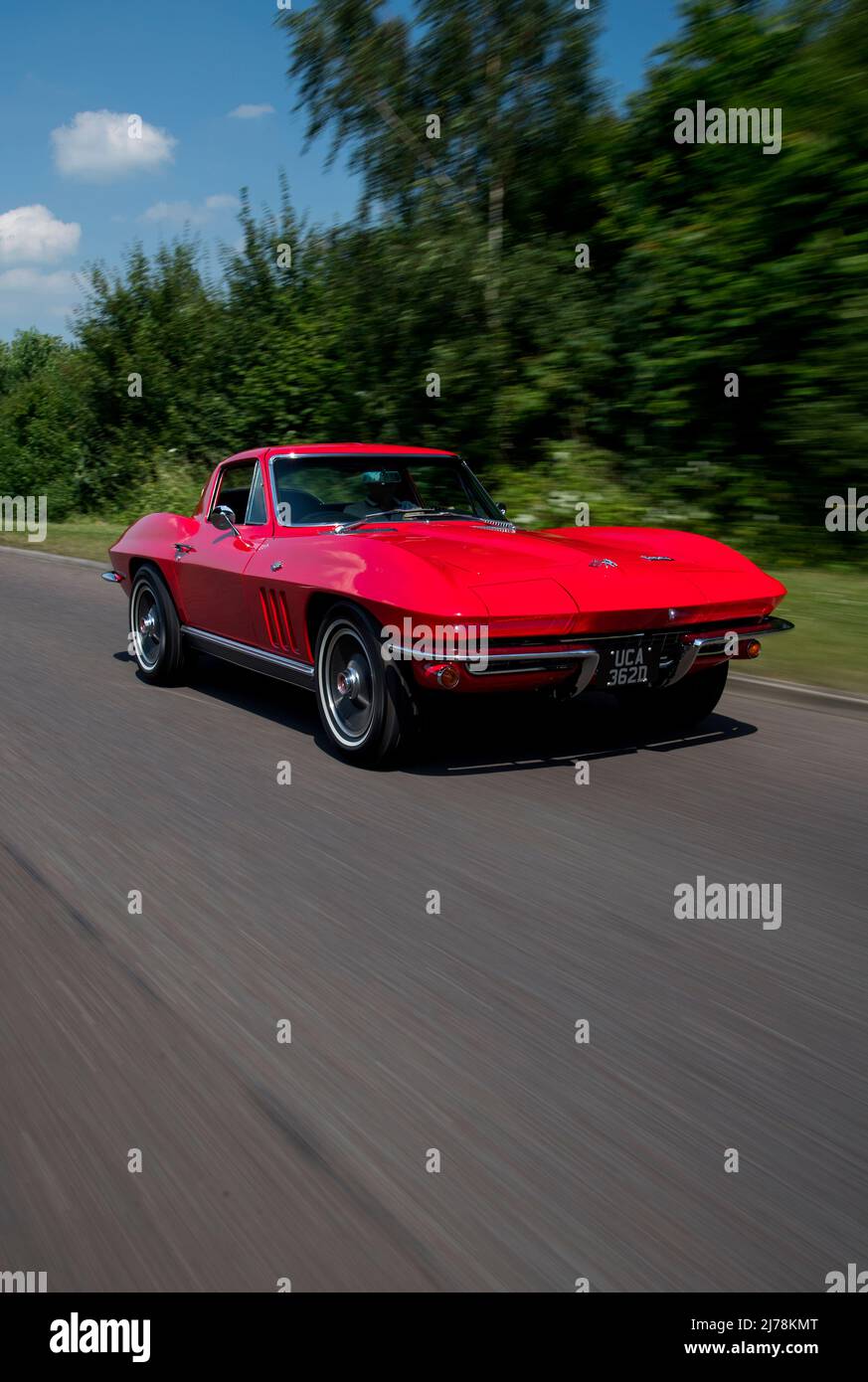 1966 Chevrolet Corvette Stingray C2 second generation classic American ...
