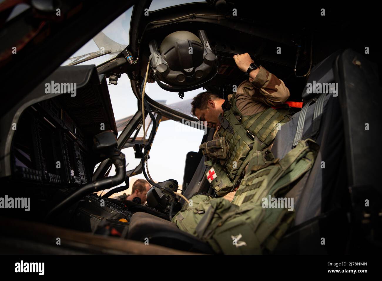 April 14, 2022, Gao, Gao, Mali: A GTD-Aerocombat pilot performs a final ...