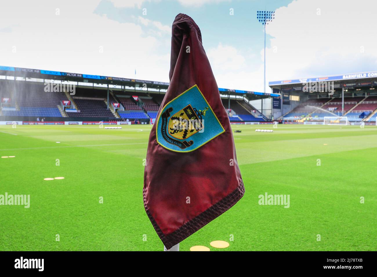 Corner flag at Turf Moor Stock Photo - Alamy