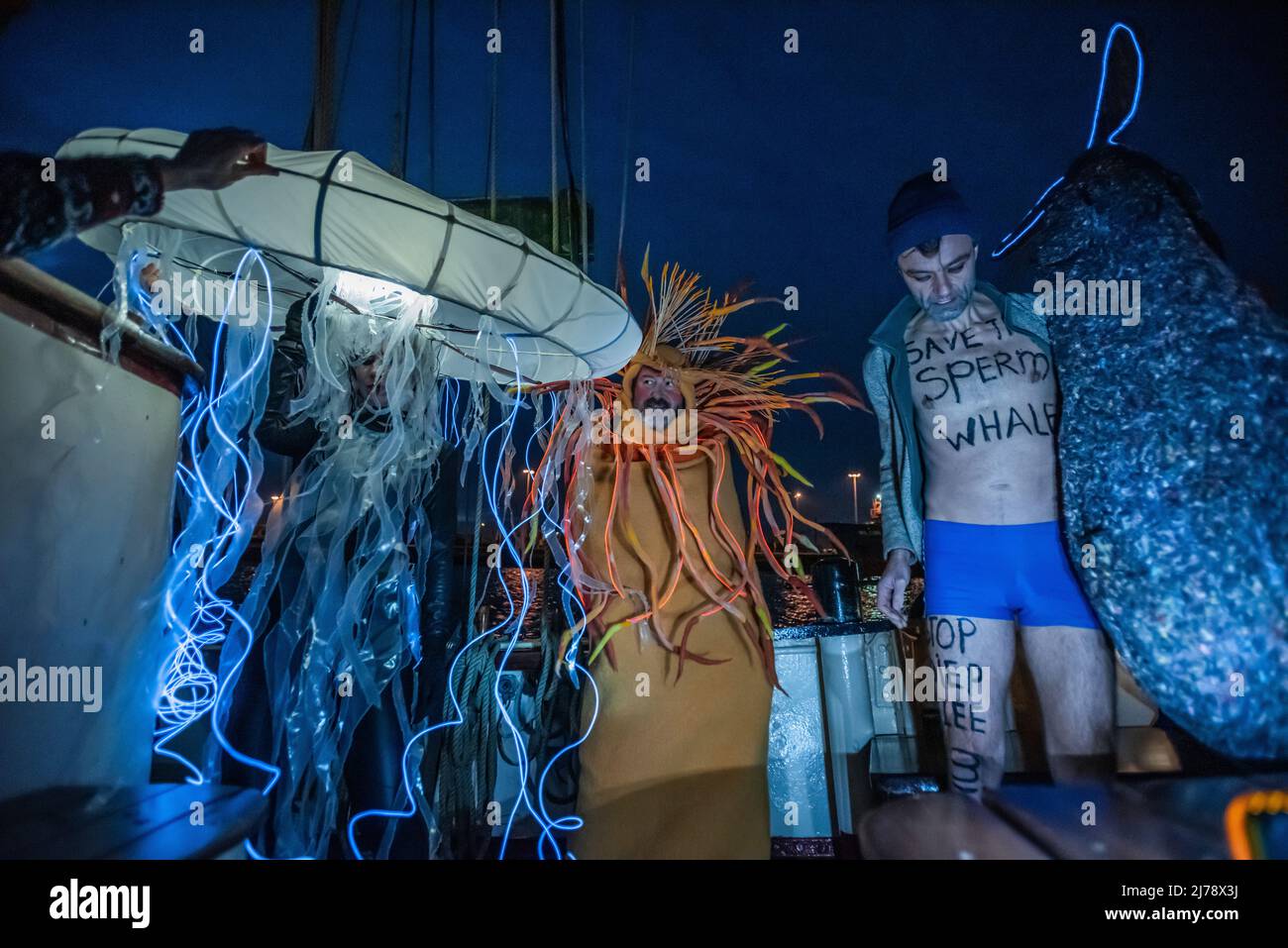 Why the deep sea? The deep seabed is largely unexplored, many areas ...