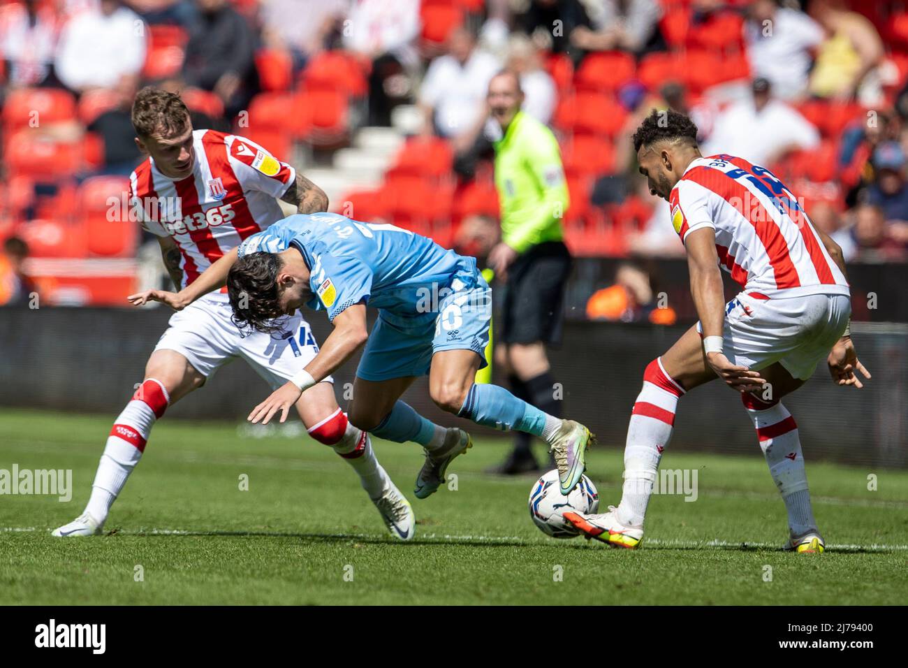 7th May 2022; Bet365 Stadium, Stoke, Staffordshire, England ...