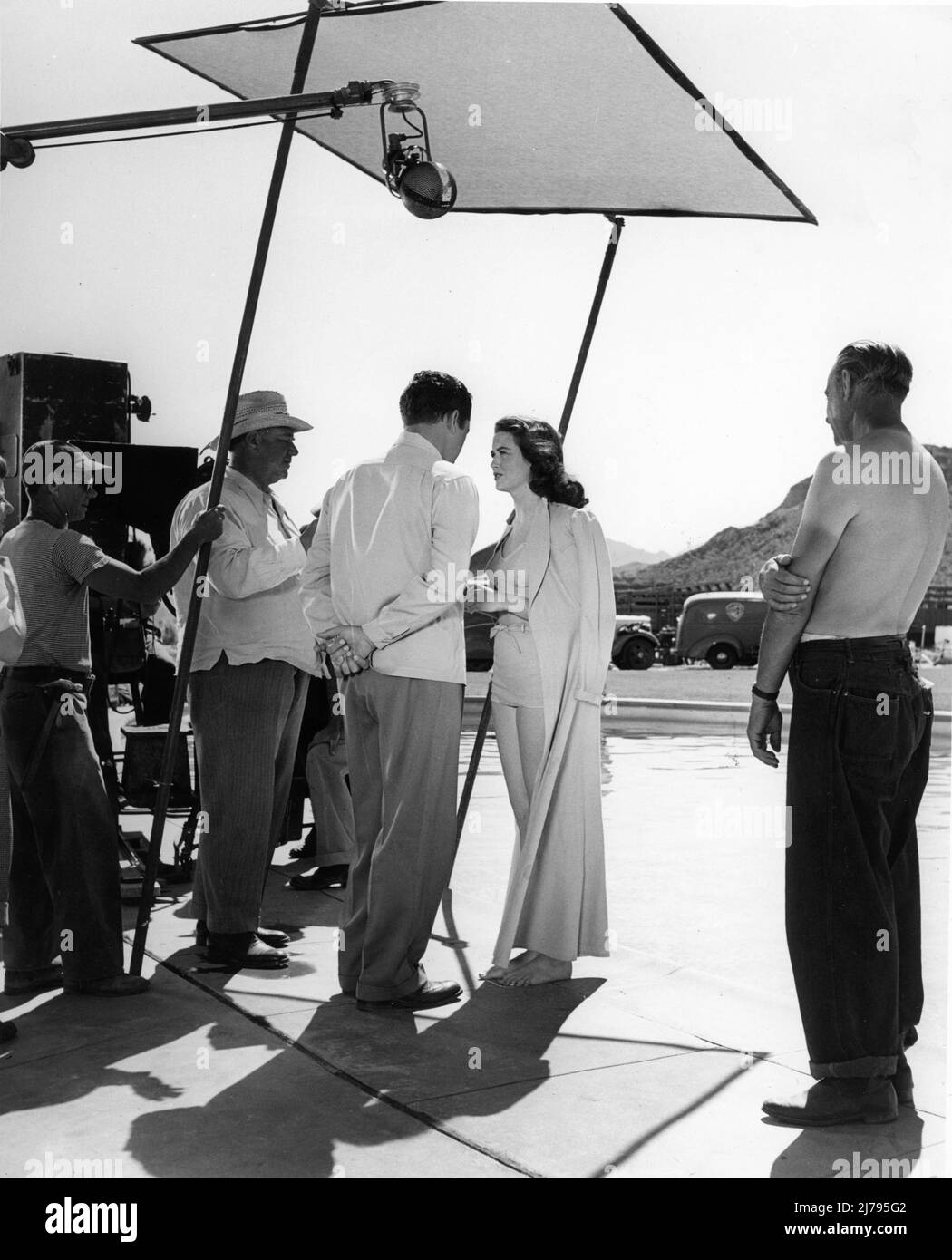 Hollywood movie set 1940s hi-res stock photography and images - Alamy