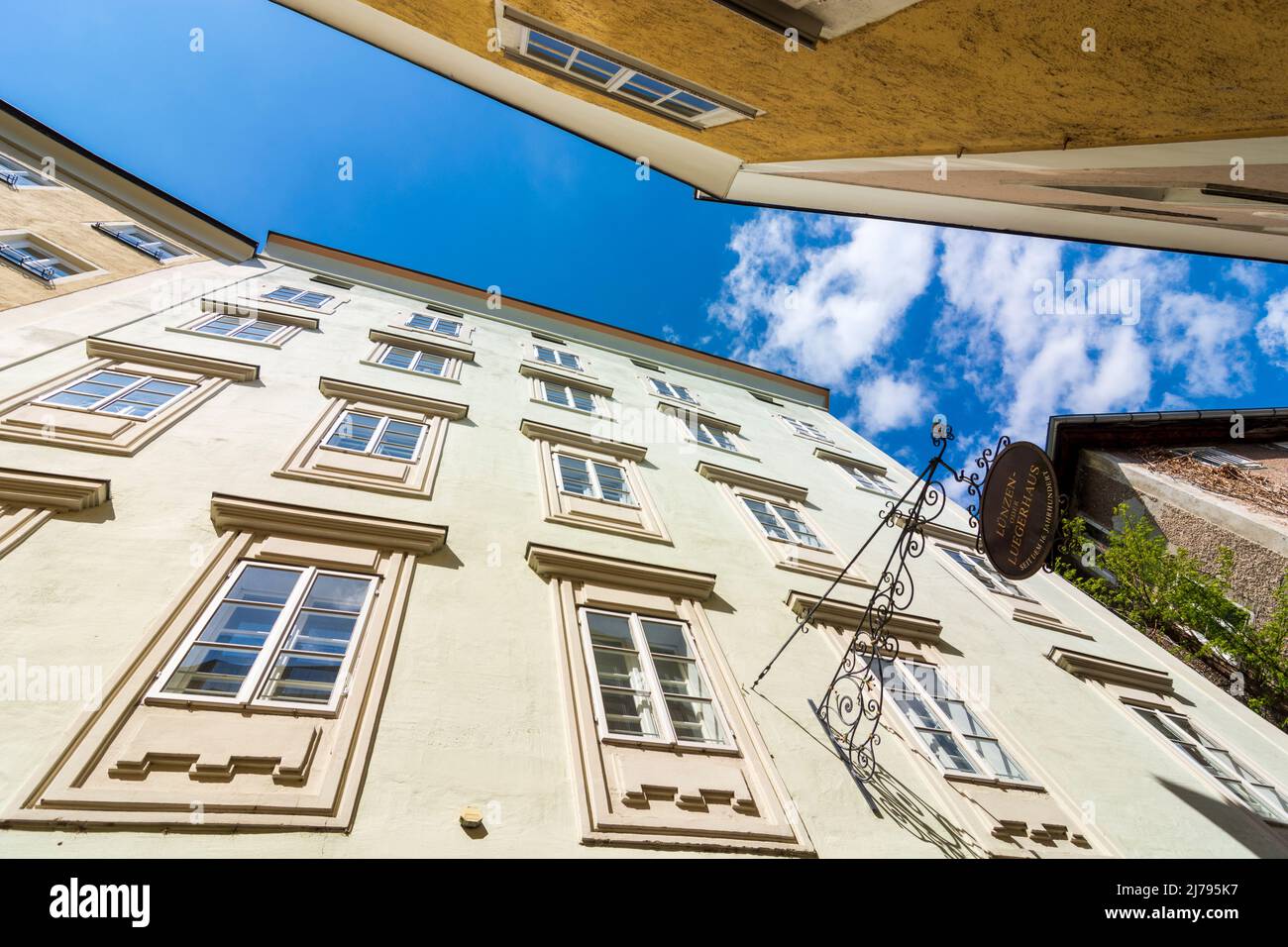 Steingasse salzburg hi-res stock photography and images - Alamy