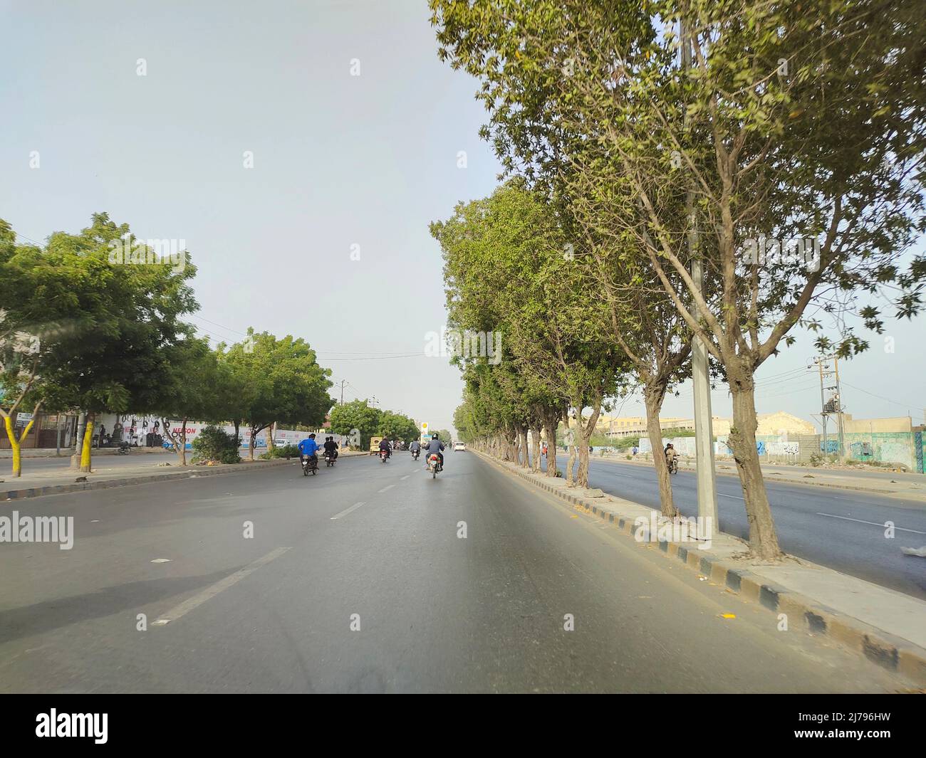 Main Korangi road Karachi traffic and buildings landmark Stock Photo ...