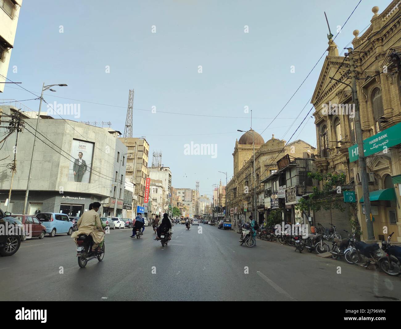 Main Korangi road Karachi traffic and buildings landmark Stock Photo ...