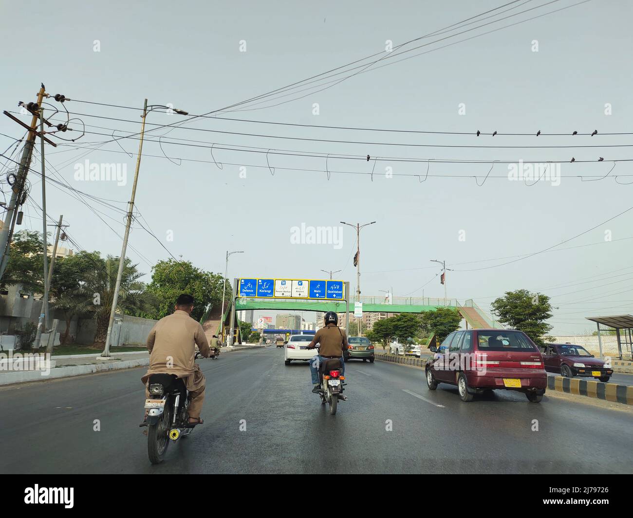 Main Korangi road Karachi traffic and buildings landmark Stock Photo ...