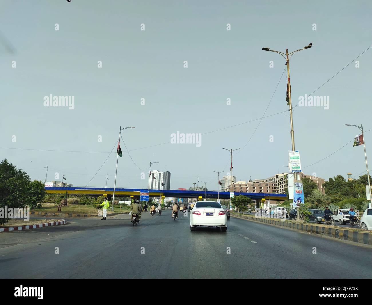 Main Korangi road Karachi traffic and buildings landmark Stock Photo ...