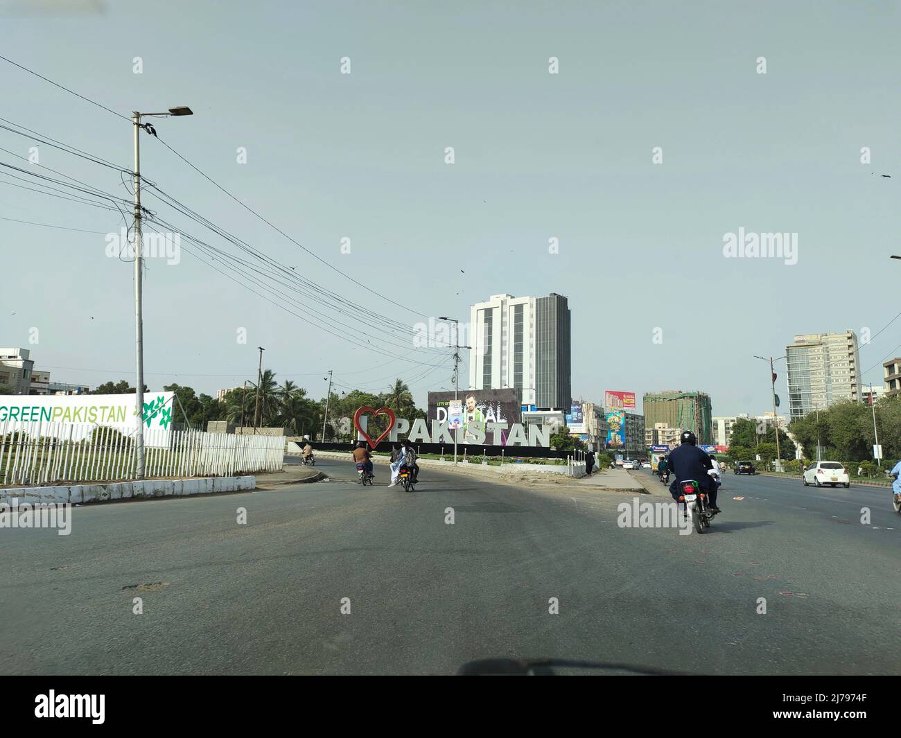 Main Korangi road Karachi traffic and buildings landmark Stock Photo ...