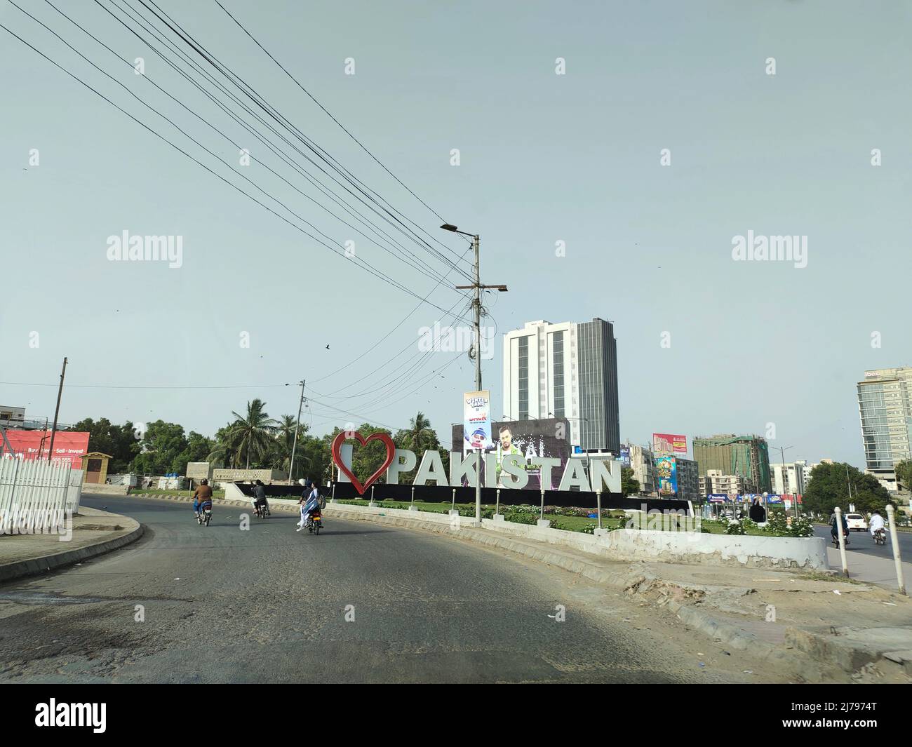 Main Korangi road Karachi traffic and buildings landmark Stock Photo ...