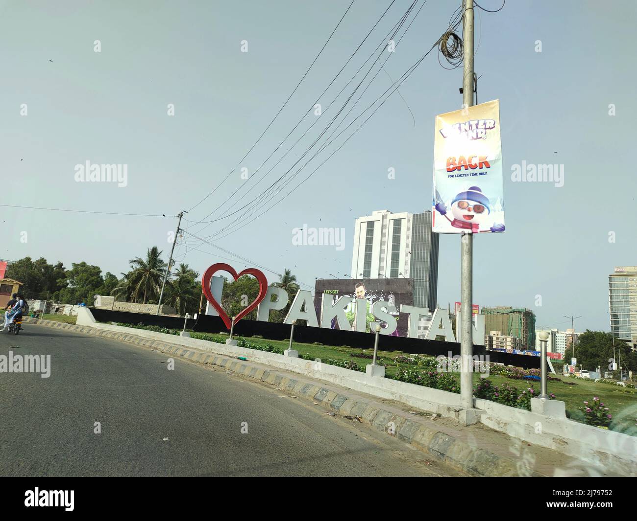 Main Korangi road Karachi traffic and buildings landmark Stock Photo ...