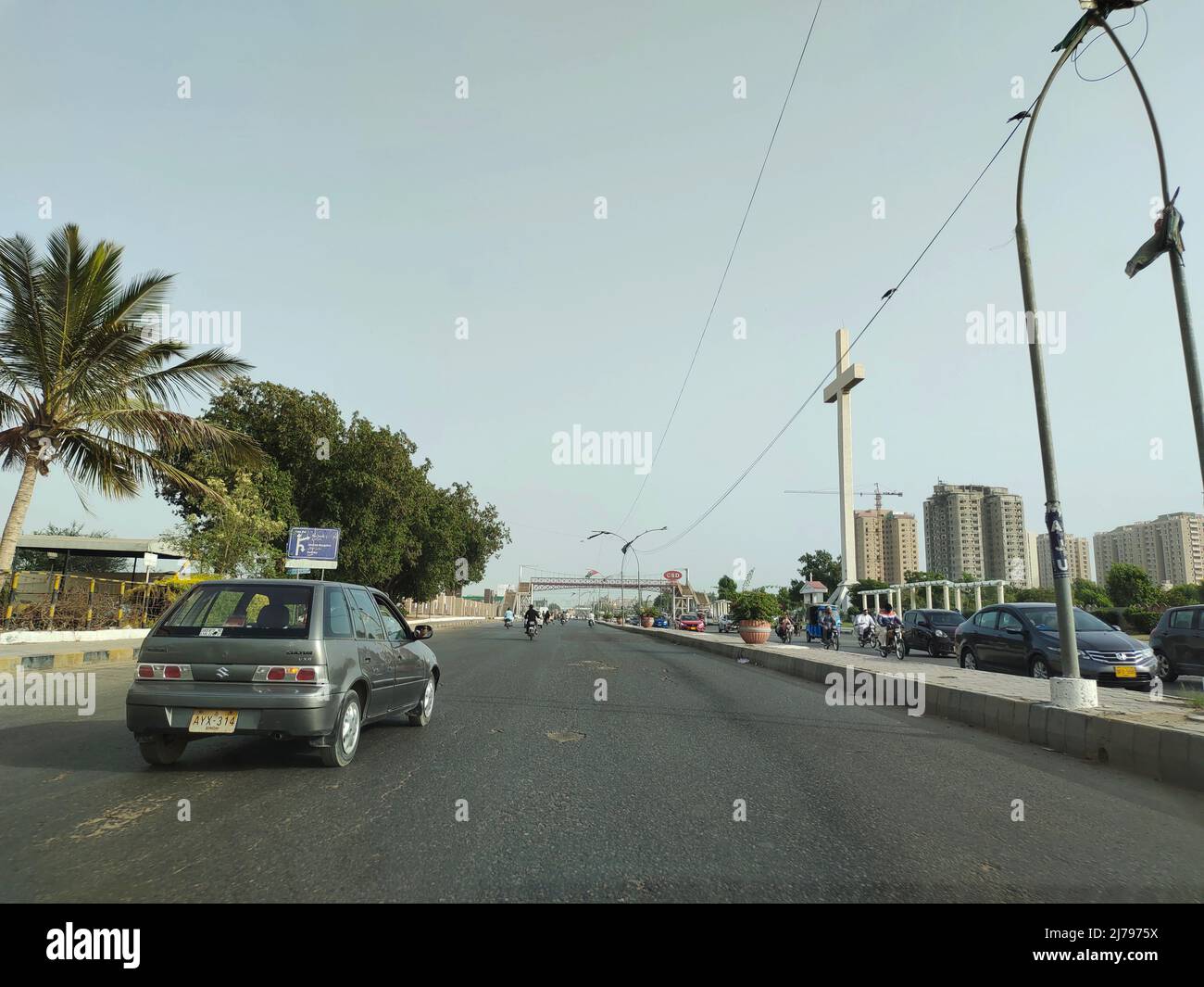 Main Korangi road Karachi traffic and buildings landmark Stock Photo ...
