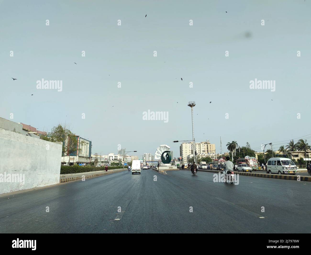 Main Korangi road Karachi traffic and buildings landmark Stock Photo ...