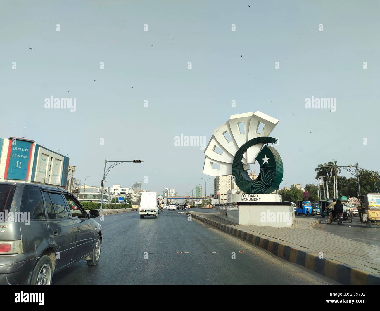 Main Korangi road Karachi traffic and buildings landmark Stock Photo ...