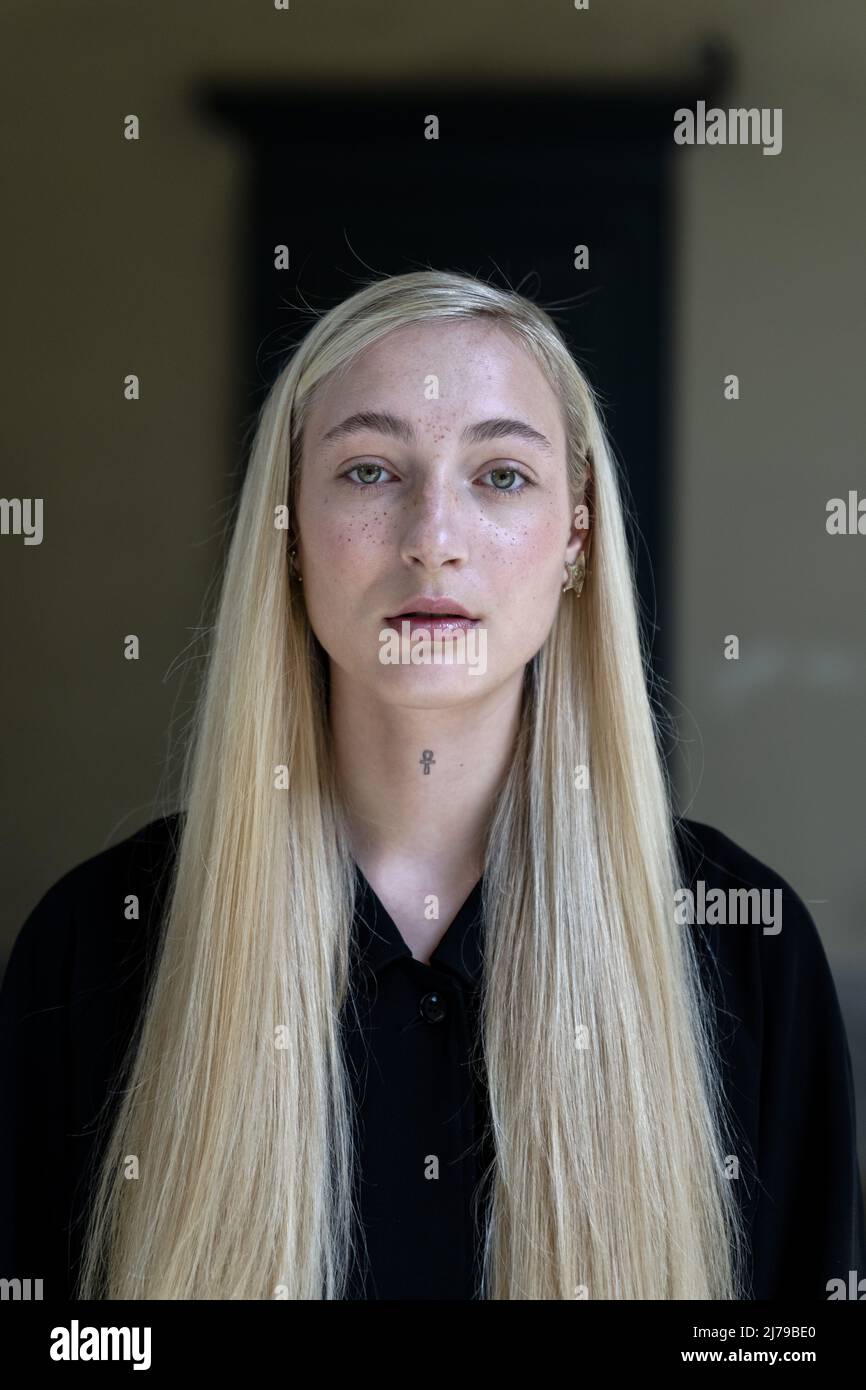 2022-05-07 14:55:05 TURIN - Portrait of S10 in the Musei Reali di ...