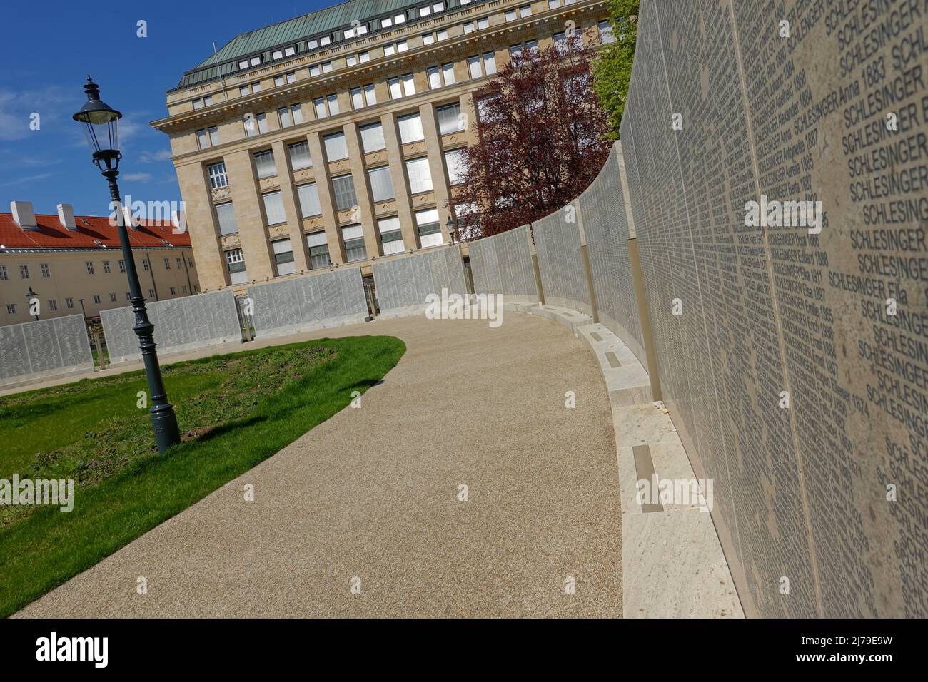 Wien, Shoah-Gedenkstätte // Vienna, Shoah Memorial Stock Photo - Alamy