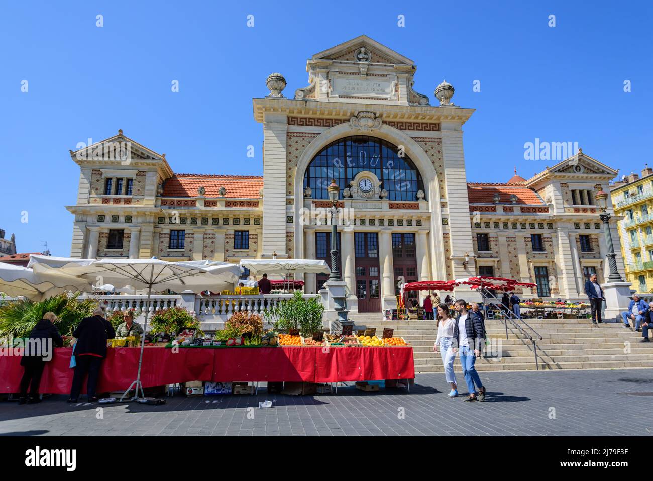Nizza, Markt am alten Südbahnhof // Nice, Market around the old South ...