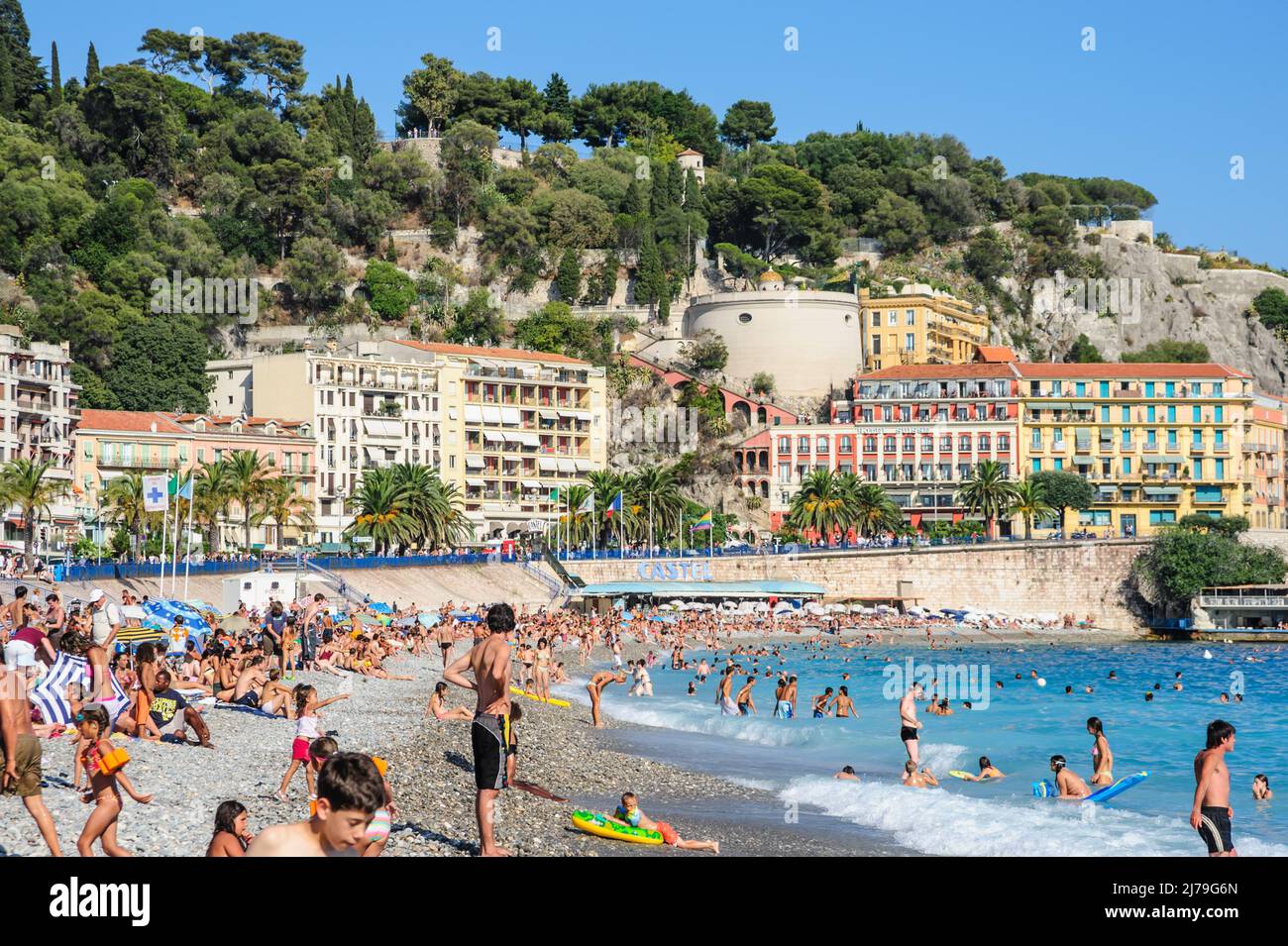 Frankreich strand meer menschen hi-res stock photography and images - Alamy
