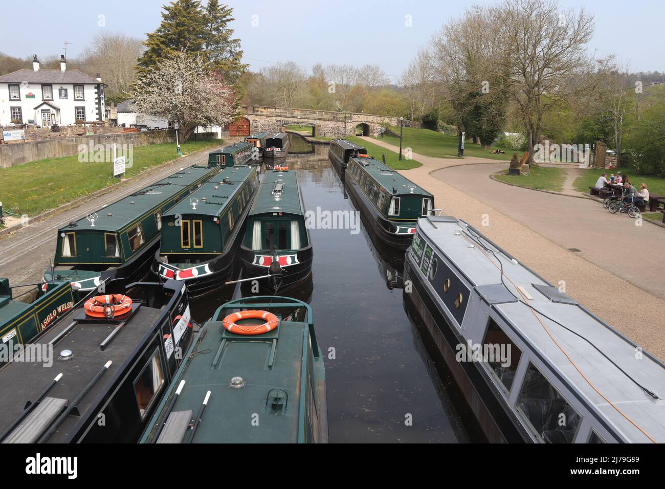 The Pontcysyllte Aqueduct is A world heritage site, it is a navigable ...