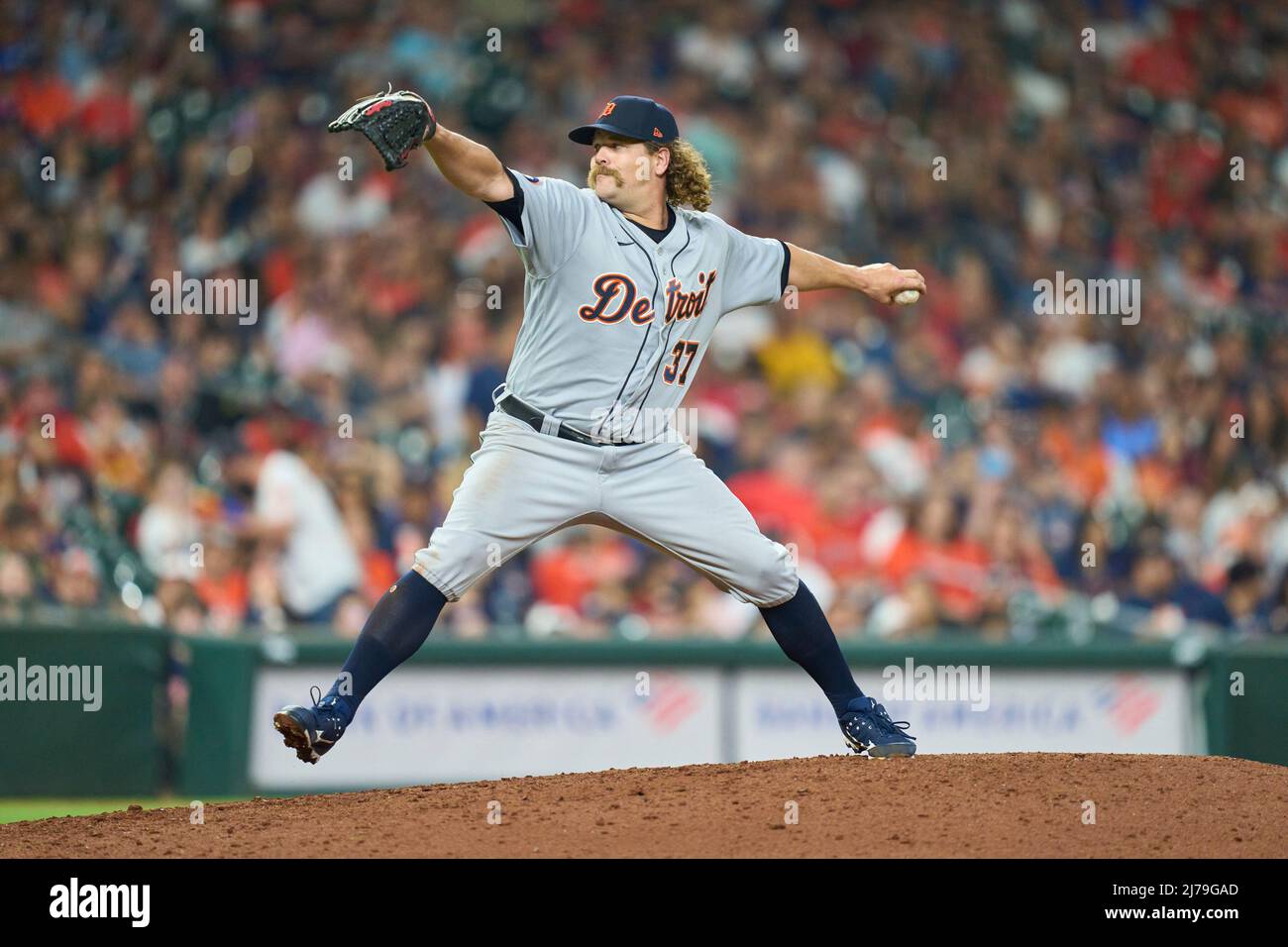 May 6 2022: Detroit pitcher Andrew Chafin (37) throws a pitch during ...