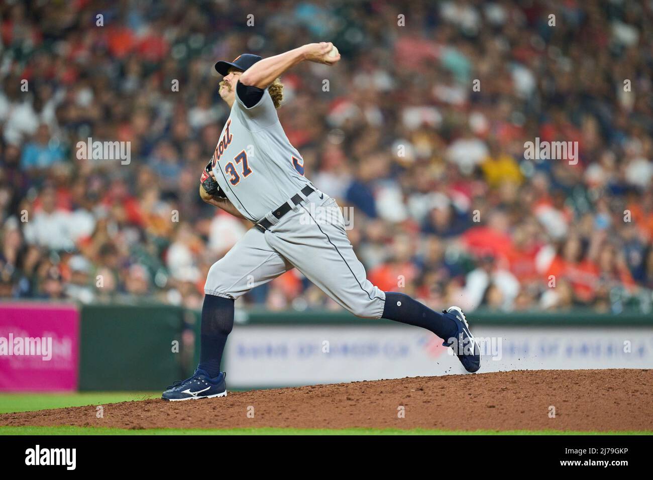 May 6 2022: Detroit pitcher Andrew Chafin (37) throws a pitch during ...